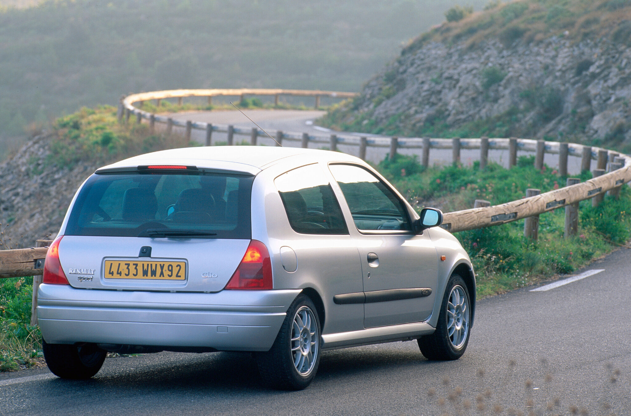 Renaultsport Clio 172 and 182 buying guide, history and review - Octane ...