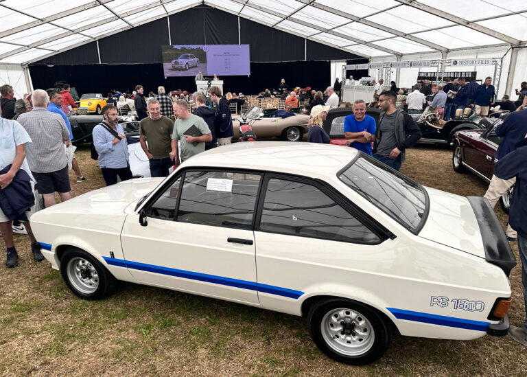 mk2 Ford Escort RS1800 sells for world record £276,848 at auction ...
