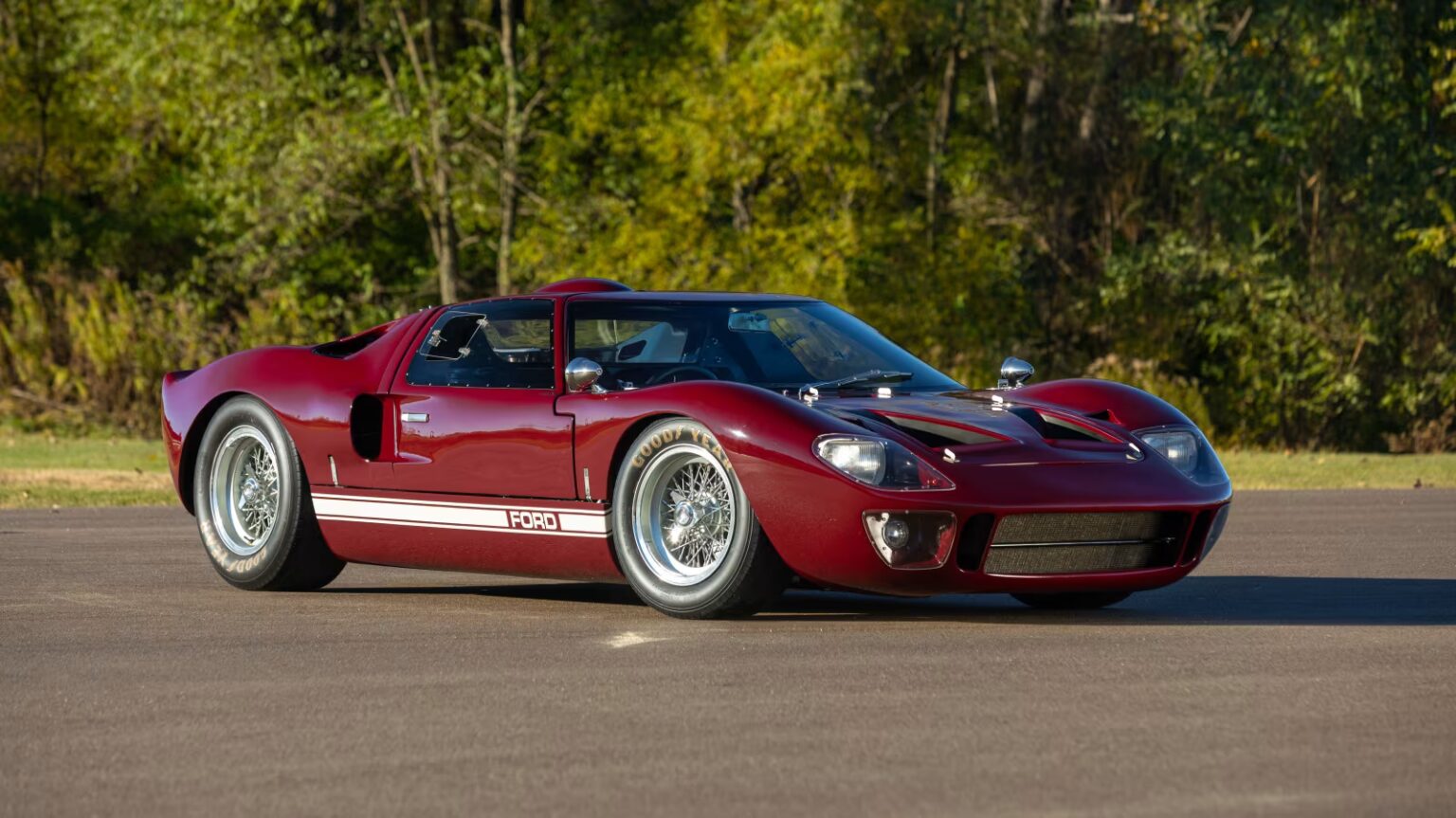Ten collector cars to look out for in January 2026 auctions - Octane ...